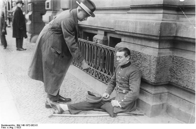 Hunger und Elend hier, Blüte der Kunst dort - Weimarer Republik ...